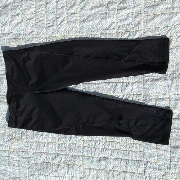C9 by Champion | Pants & Jumpsuits | Champion Laser Cut Cropped Workout ...
